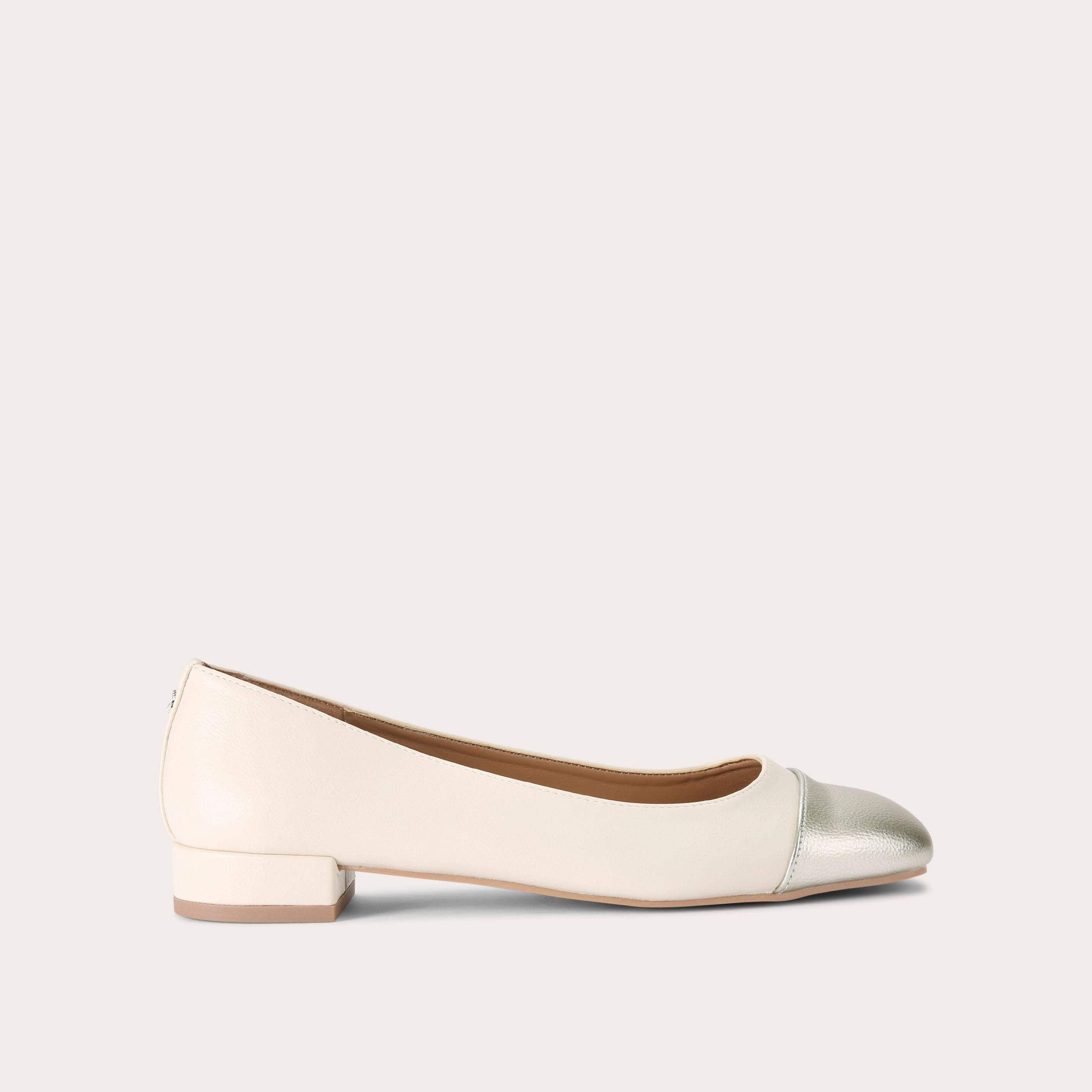 Flat shoes sale store