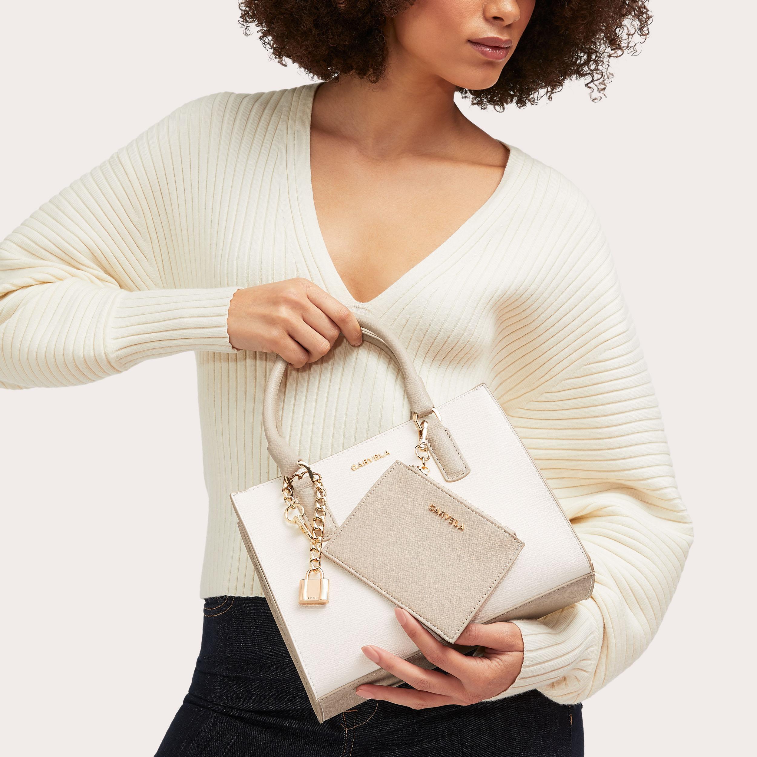 MINI LATTE by CARVELA